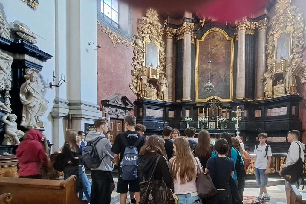 Klasa 1d na wyjściu edukacyjnym pt. „Śladami barokowego Krakowa”